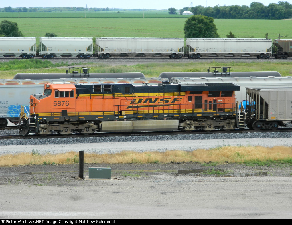 BNSF 5876 - DPU